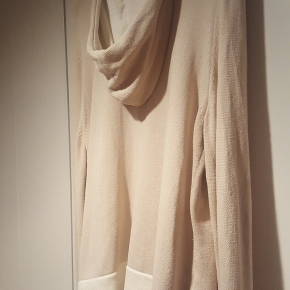 Carroll Reed | Sweaters | Carroll Reed Hooded Sweater | Poshmark